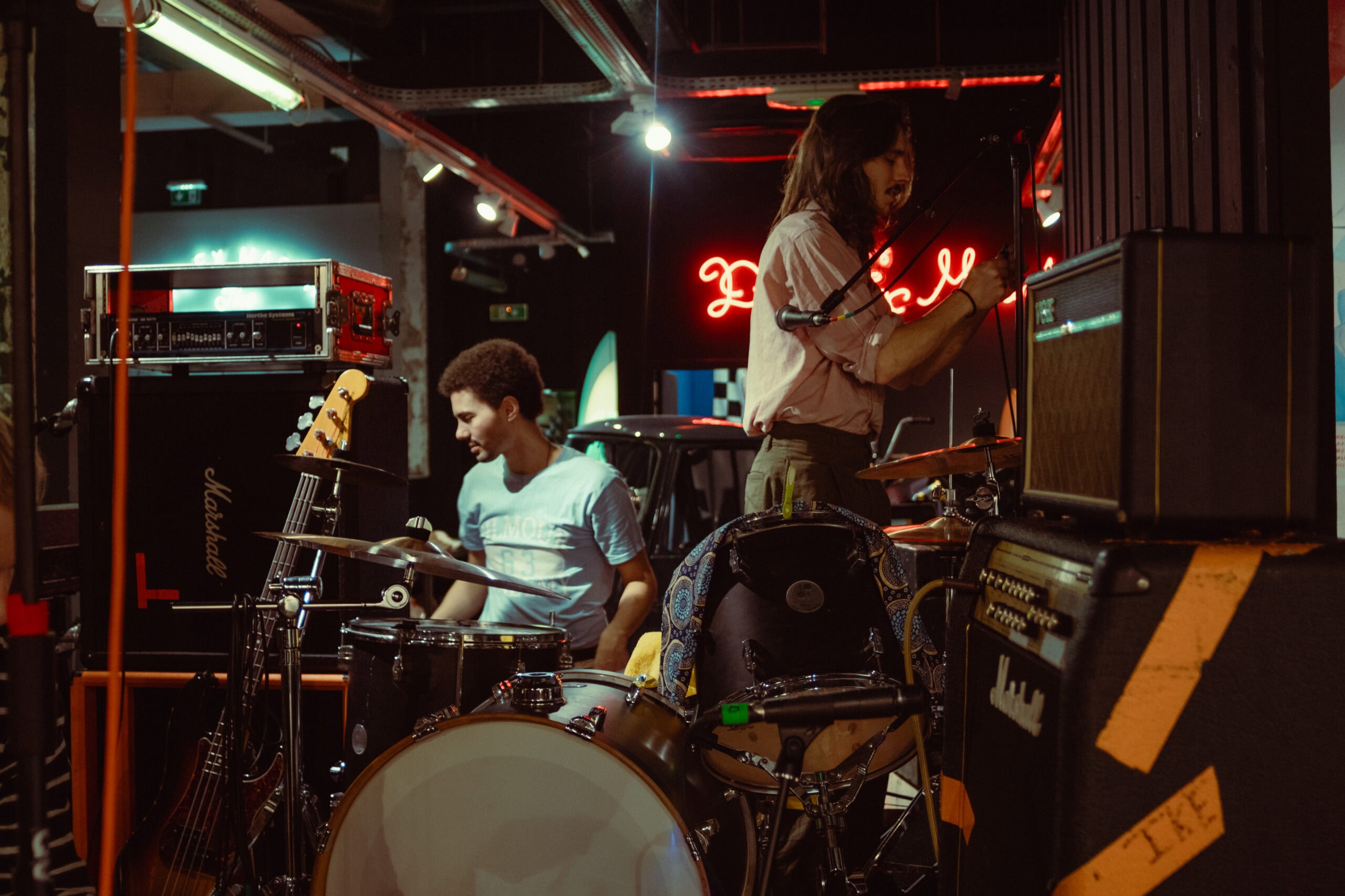 Rencontre express avec les Barking Spiders - La Face B