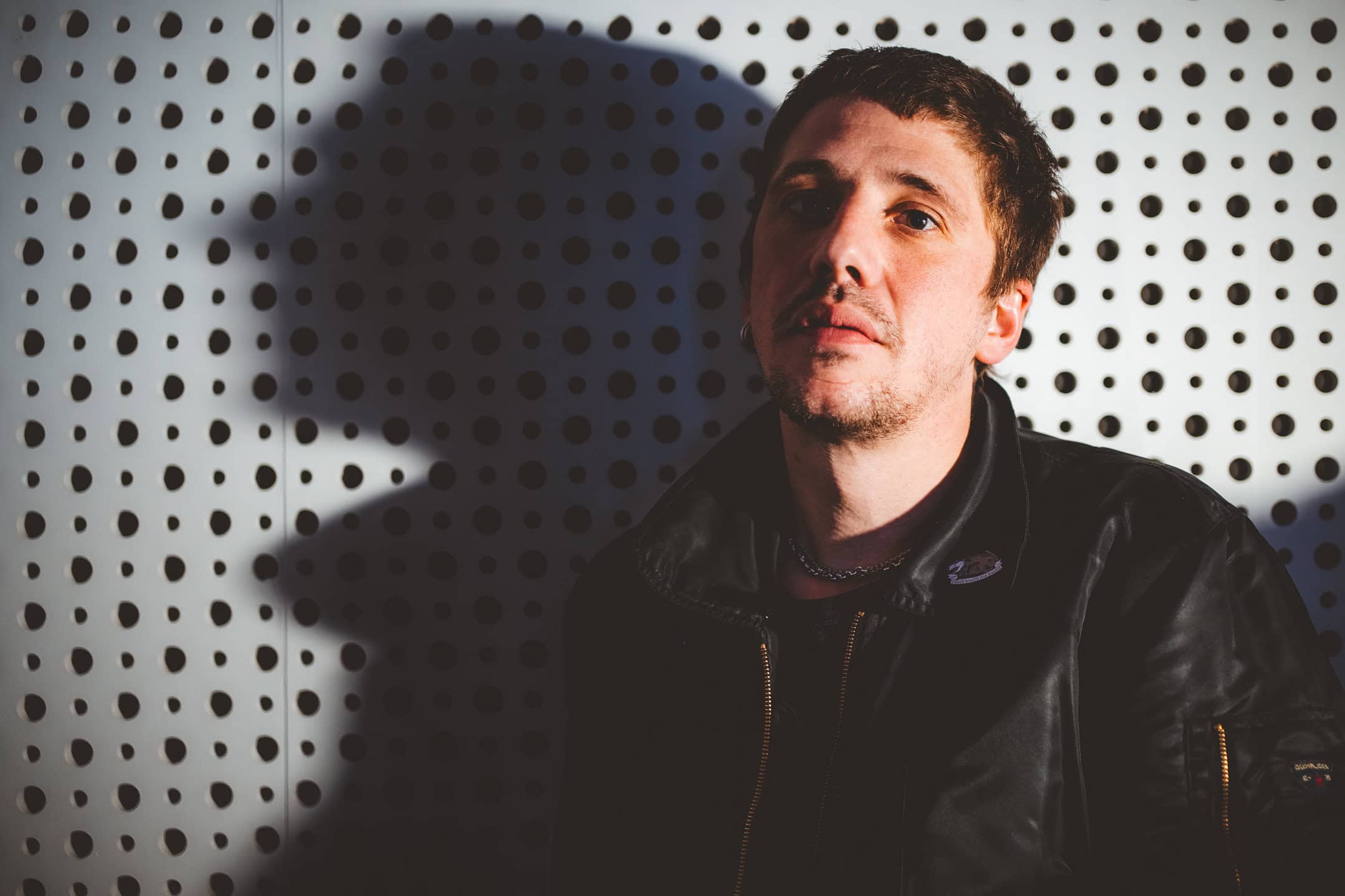 Josy Basar : "Un mot sonne dans le silence qu’il y a après lui"